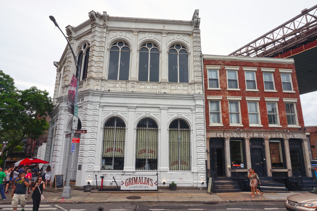 Brooklyn Relics: No. 1 Front Street - Grimaldi's
