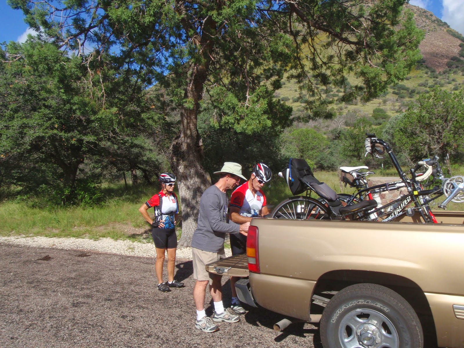 Pedal Pushers: Fort Davis Cyclefest--The Ride