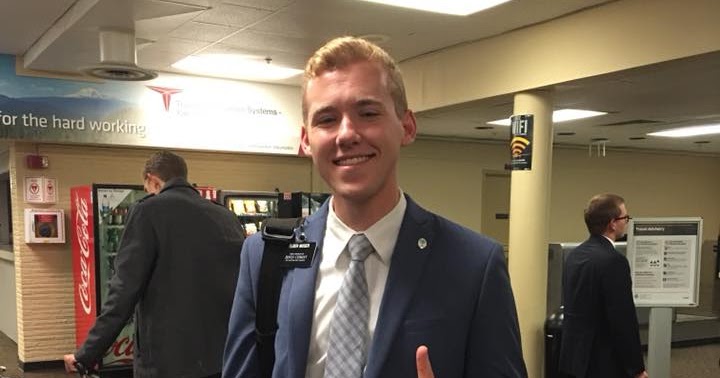 Elder Nathan S Moser: Airport!