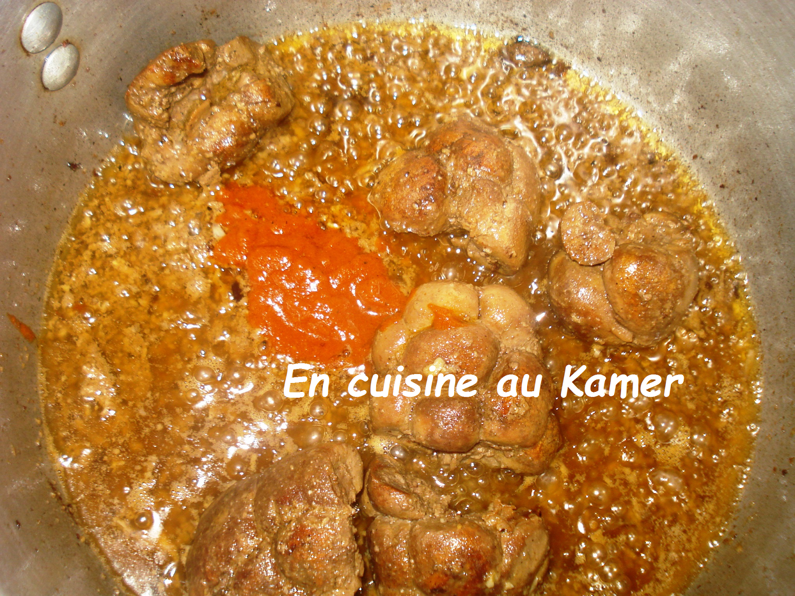 Gombo à la viande accompagné de couscous de manioc_ La Cuisine Camerounaise