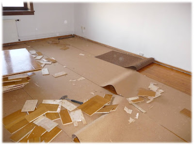 Marianila: Parkett bort, originale tregulv frem..