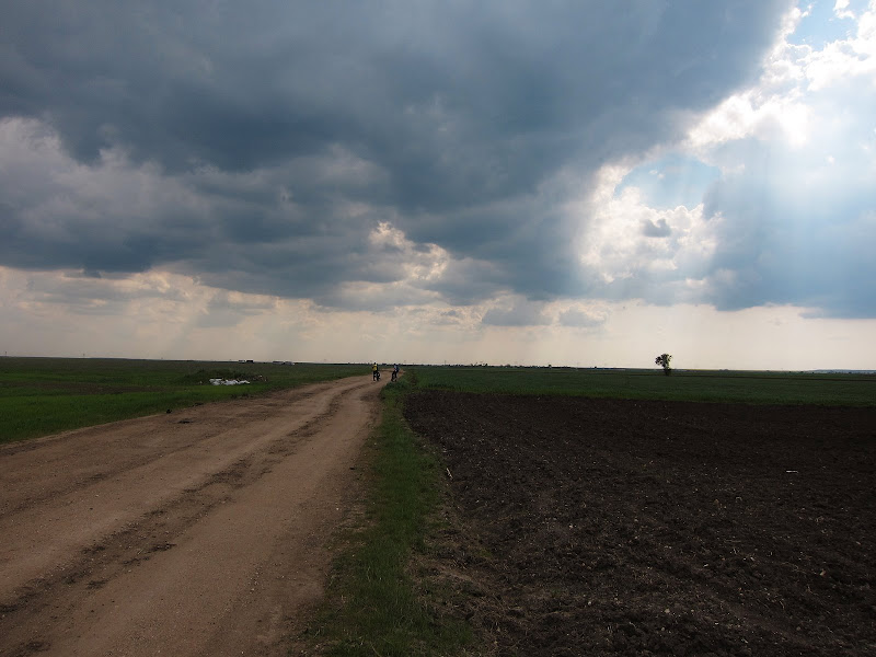 Marea galbena si Oceanul verde. – Life, Adventures and Bikes.