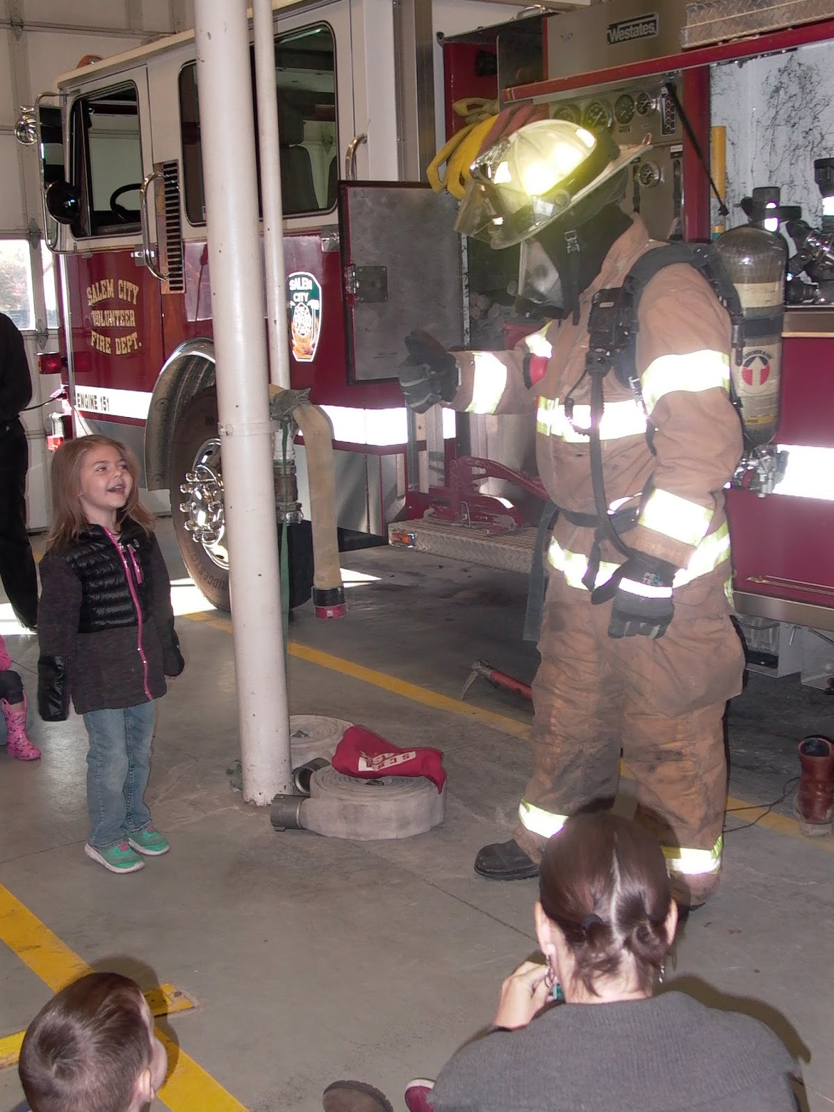 Oak View Pre-School: Fire Station Field Trip