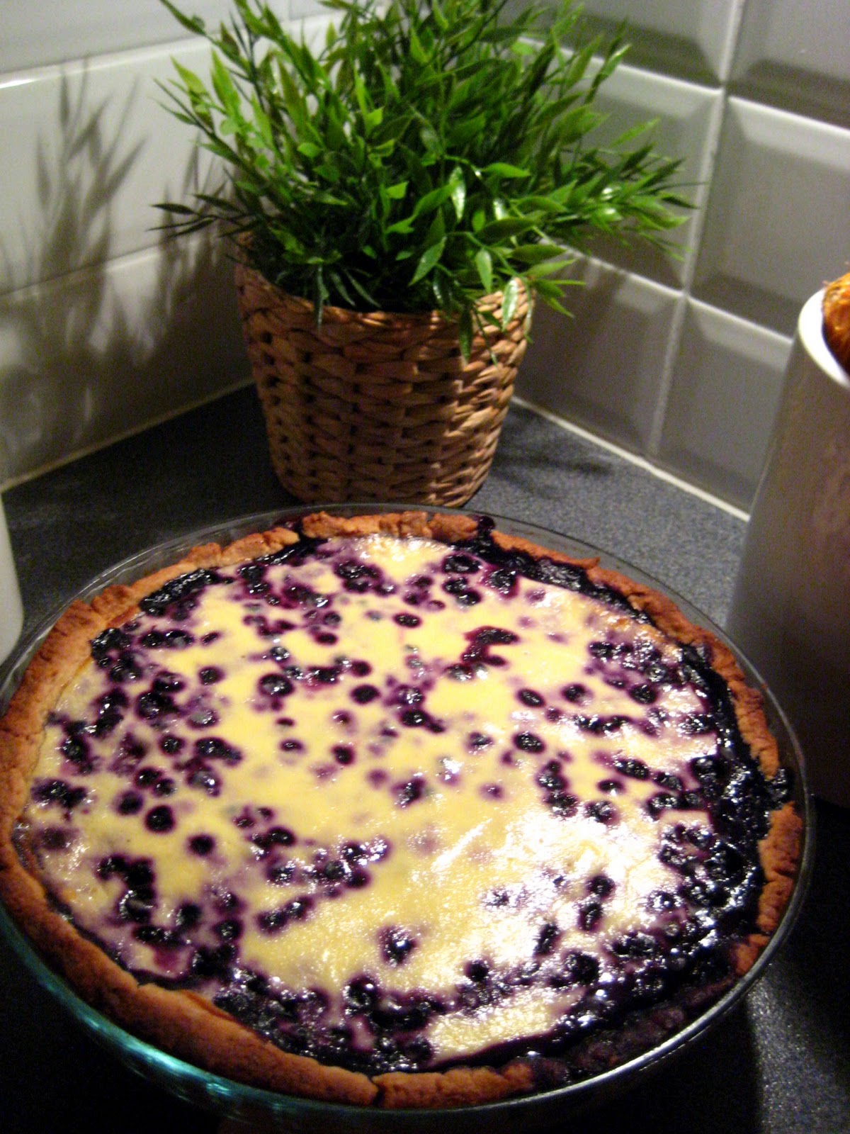 Suut makiaks!: Helppo mustikkapiirakka