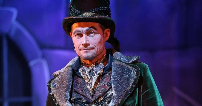 Coronation Street Blog: Review: Corrie's Charlie Stubbs in pantomime ...