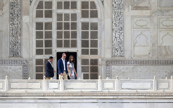 Duchess Catherine and Prince William visit Taj Mahal