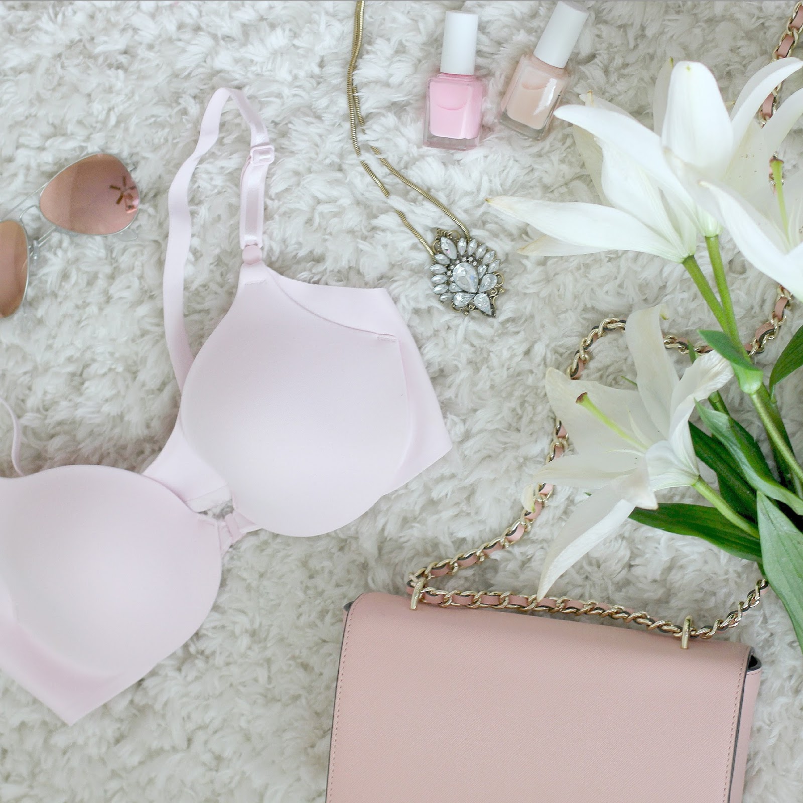 blushing basics: Summer Style With Warner’s No Side Effects Bra