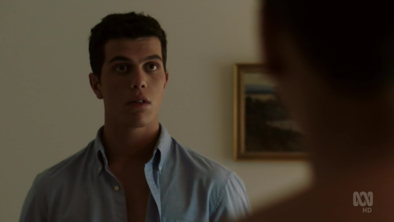 ausCAPS: Ben Kindon nude in Barracuda 1-02 "Episode #1.2"