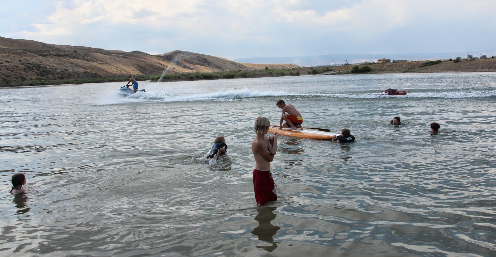 Moore Minutes: All day, All night...4th of July Summer Lake Party!