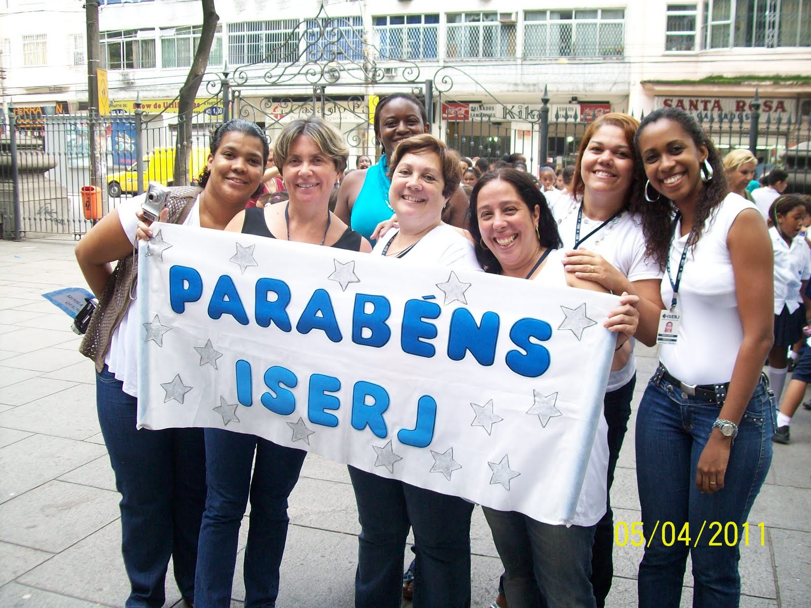 A arte de aprender brincando: Creche ISERJ