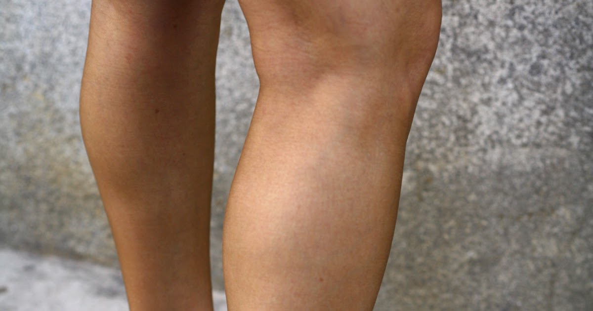 Street Gazing: Steet Gazing... Gucci python, sheer legs.