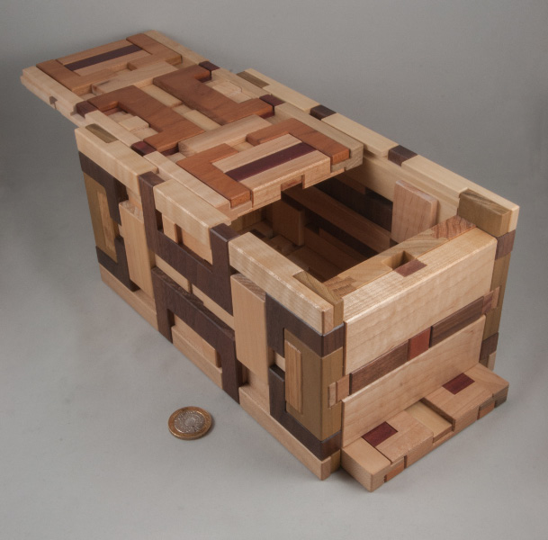 Puzzling Times: Bob's Bonkers Borg Box!