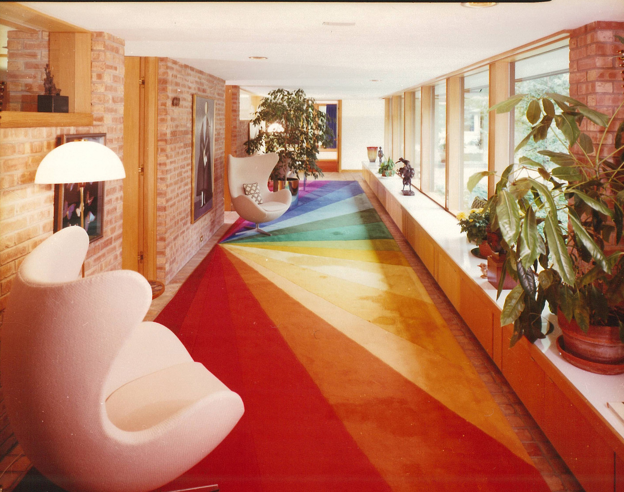 The Well-Appointed Catwalk: Rainbow Architecture & Interiors ...