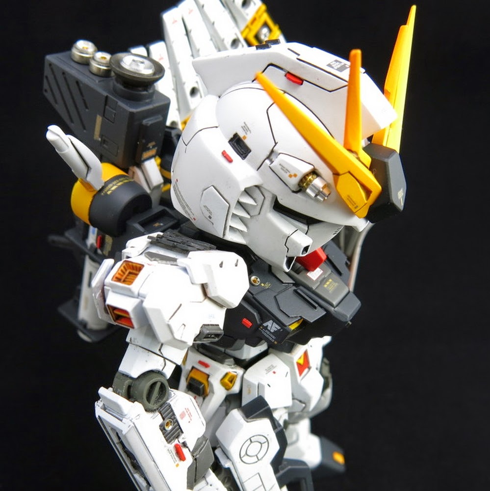 Custom Build: SD BB Senshii RX-93 nu Gundam