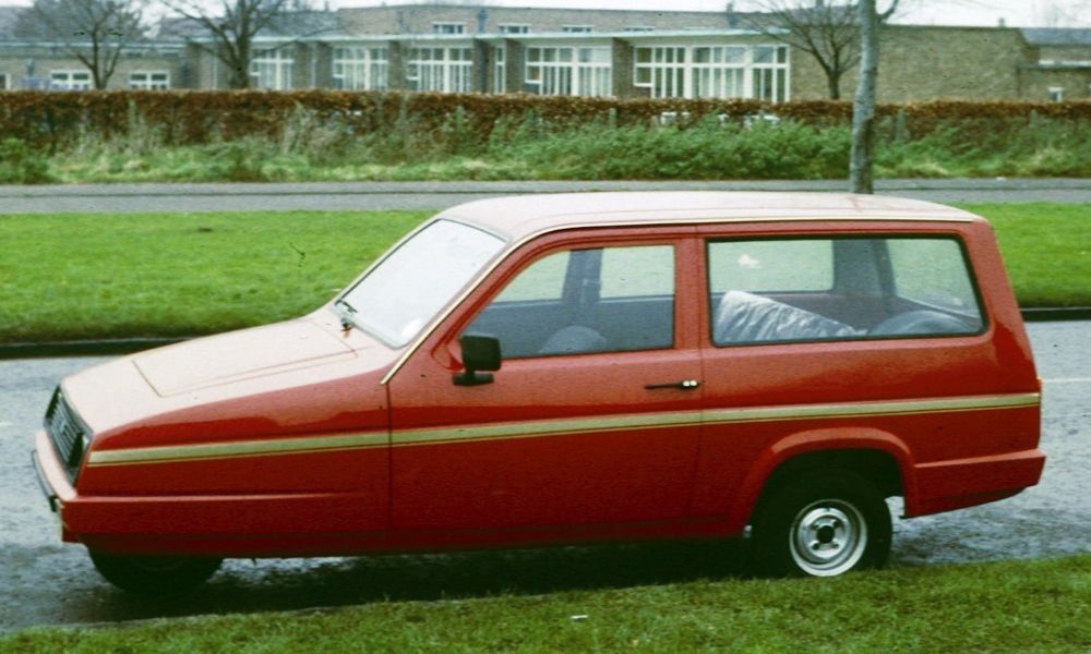 Reliant Robin, a Three-Wheeled Car That Was Voted the Worst British Car ...