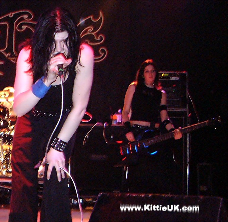 Talena Atfield: Kittie live
