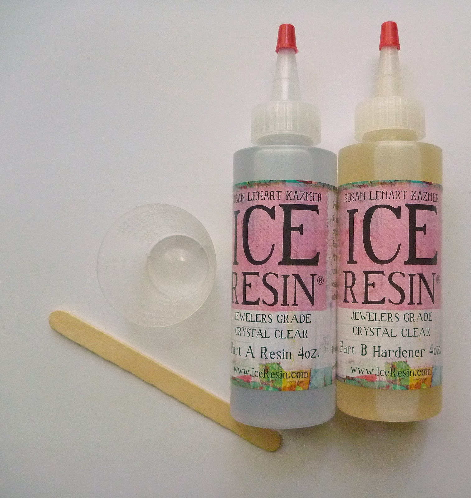 The Aviary: Tutorial Tuesday - Resin Paper Mini Journal