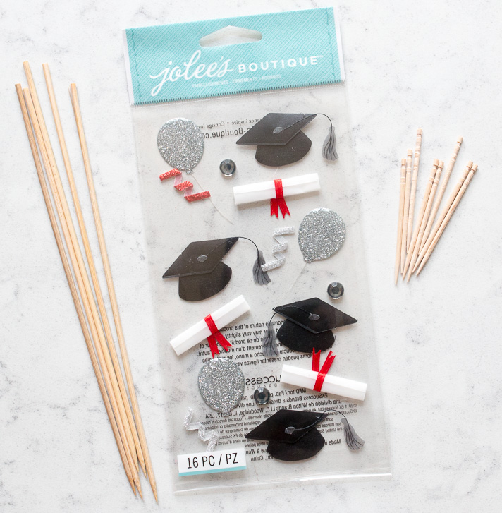 DIY Cake Topper: A Graduation Hooray! | 17 Apart