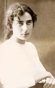 De_canta_sión: Rachel Bluwstein / Jardín cercado