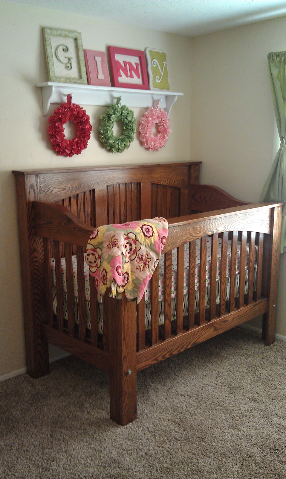 Custom Cribs: The Bisquit and Gravy Crib