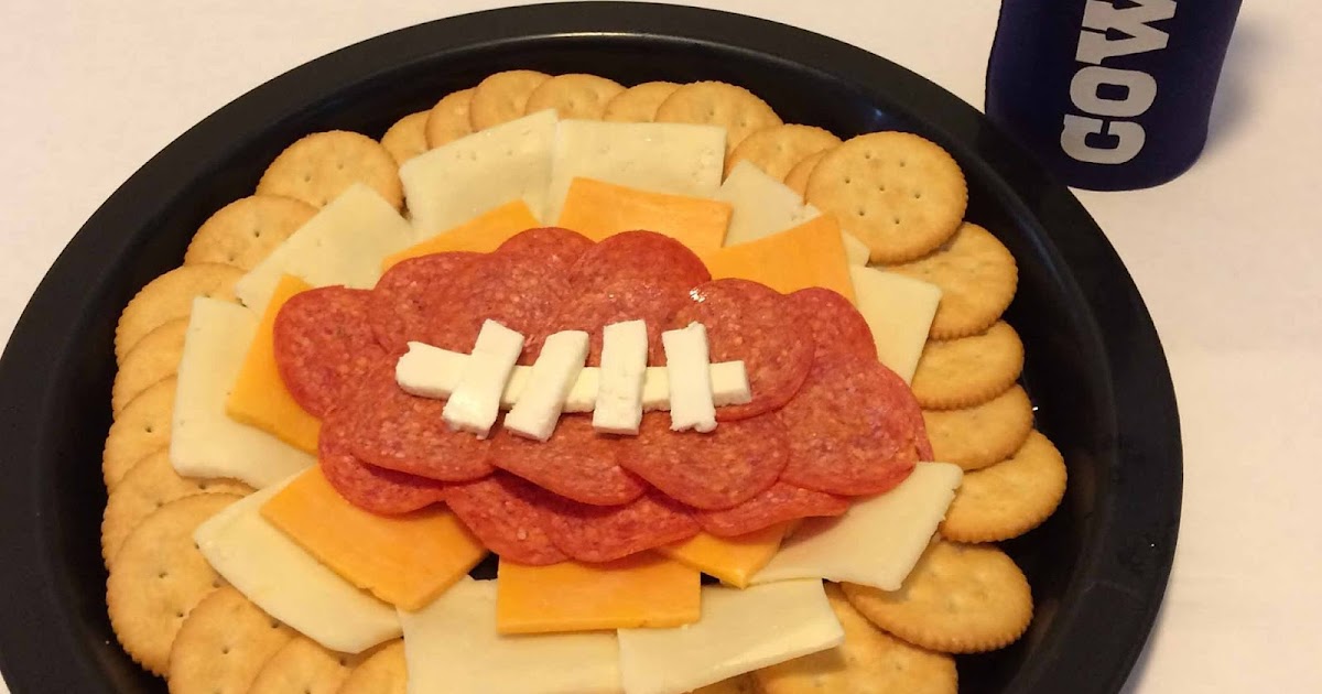 Hawaii Mom Blog: Pepperoni Football Platter