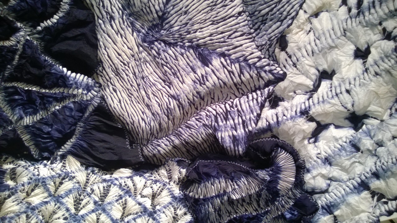 The Printed Fabric Bee: Exploring Hand Stitched Shibori