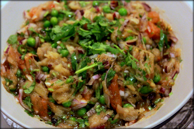 Begun Pora (Fire Roasted Eggplant Mash) - A Winter Comfort Food