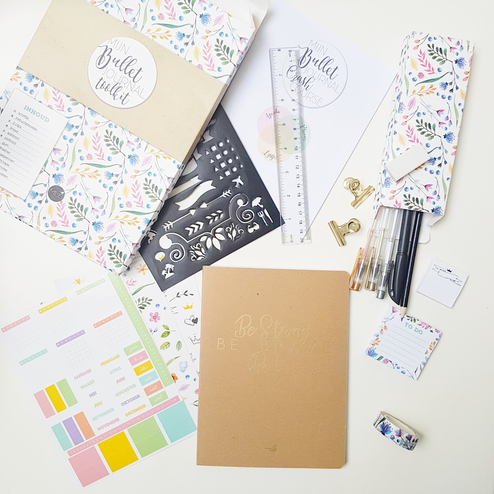 Review: Mijn Bullet Journal toolkit 2, sticky tabs, stickey notes en ...