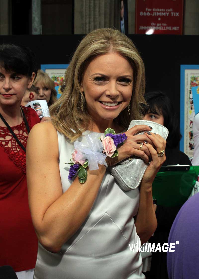 If You See Someone Without A Smile ...: April 21, 2011 -- "Prom" World ...