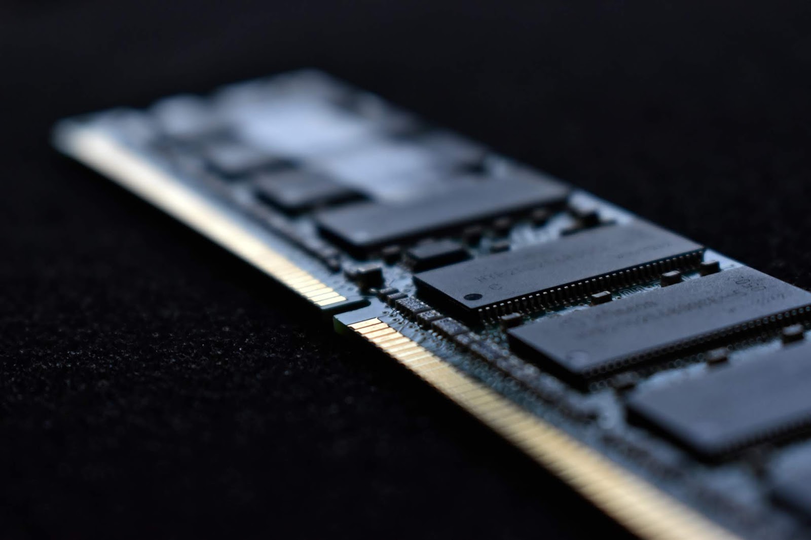 Pengertian RAM dan Spesifikasi RAM Terbaru Untuk Pemula