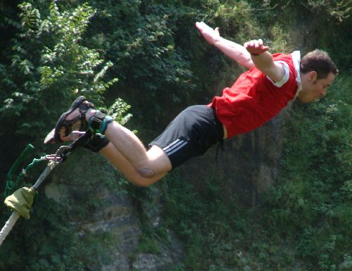 landscapenepal: bunjee jumping