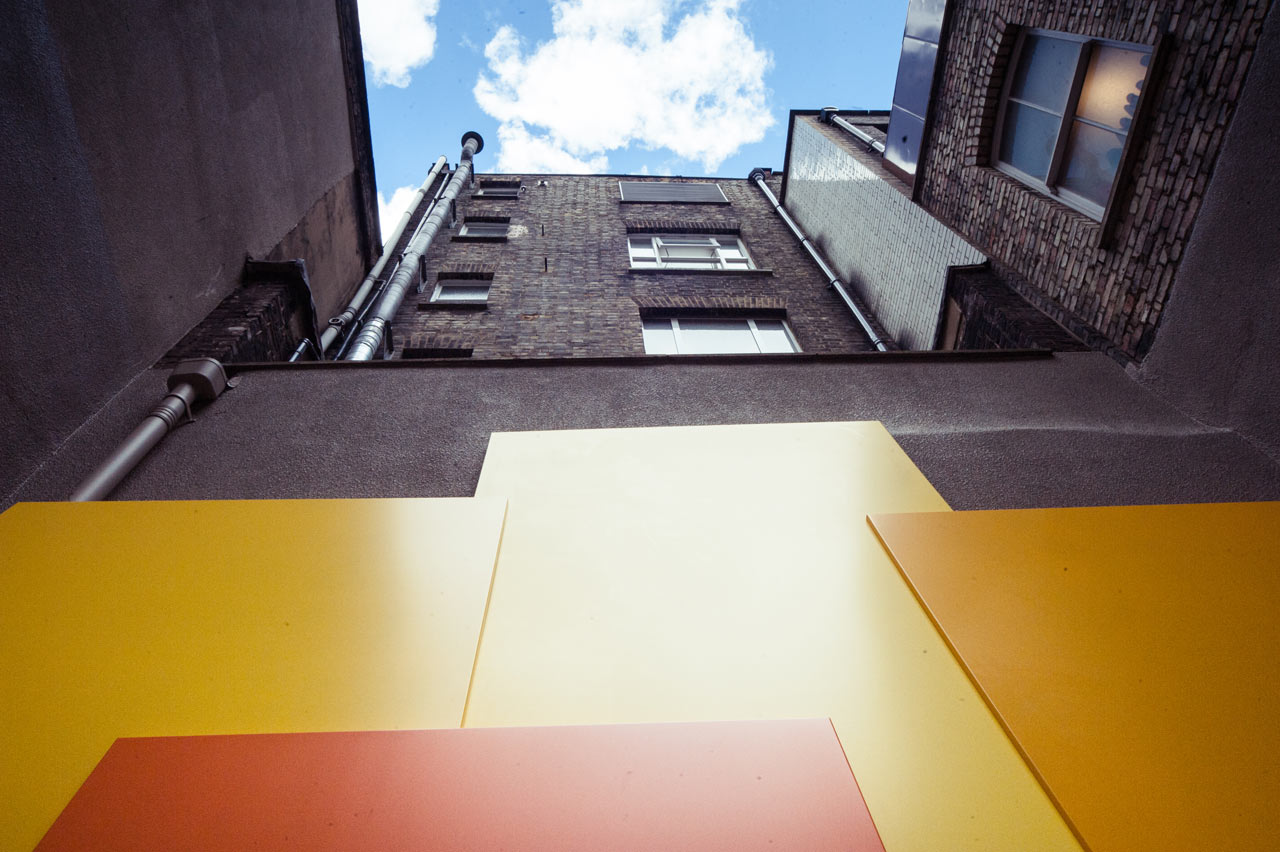 Hello, my name is Paul Smith! - Ministerio de diseño