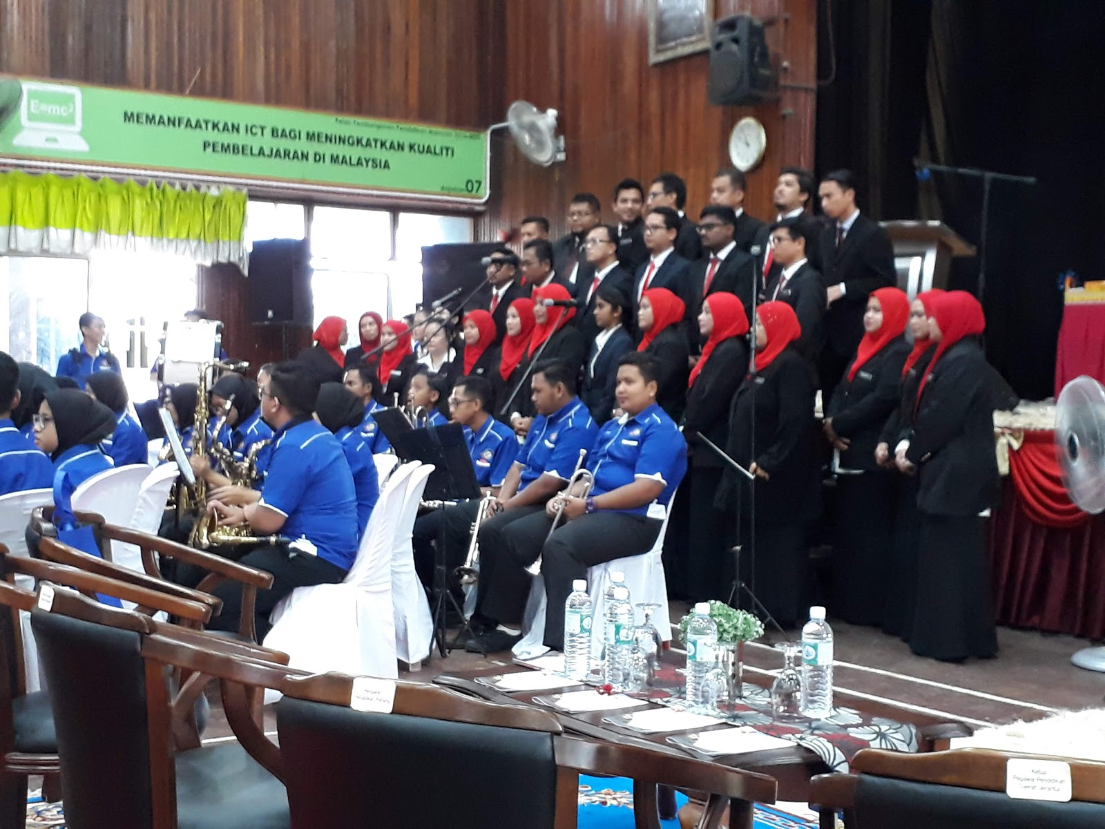 SMKA TENGKU AMPUAN HAJJAH AFZAN PAHANG: SAMBUTAN HARI GURU PERINGKAT ...