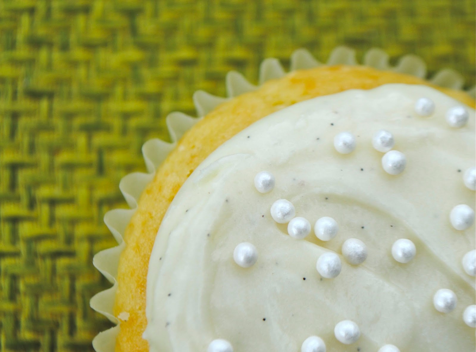 Recipe Doodle: BAKED CHICKEN NUGGETS WITH TANGY BAR-B-QUE SAUCE and ...