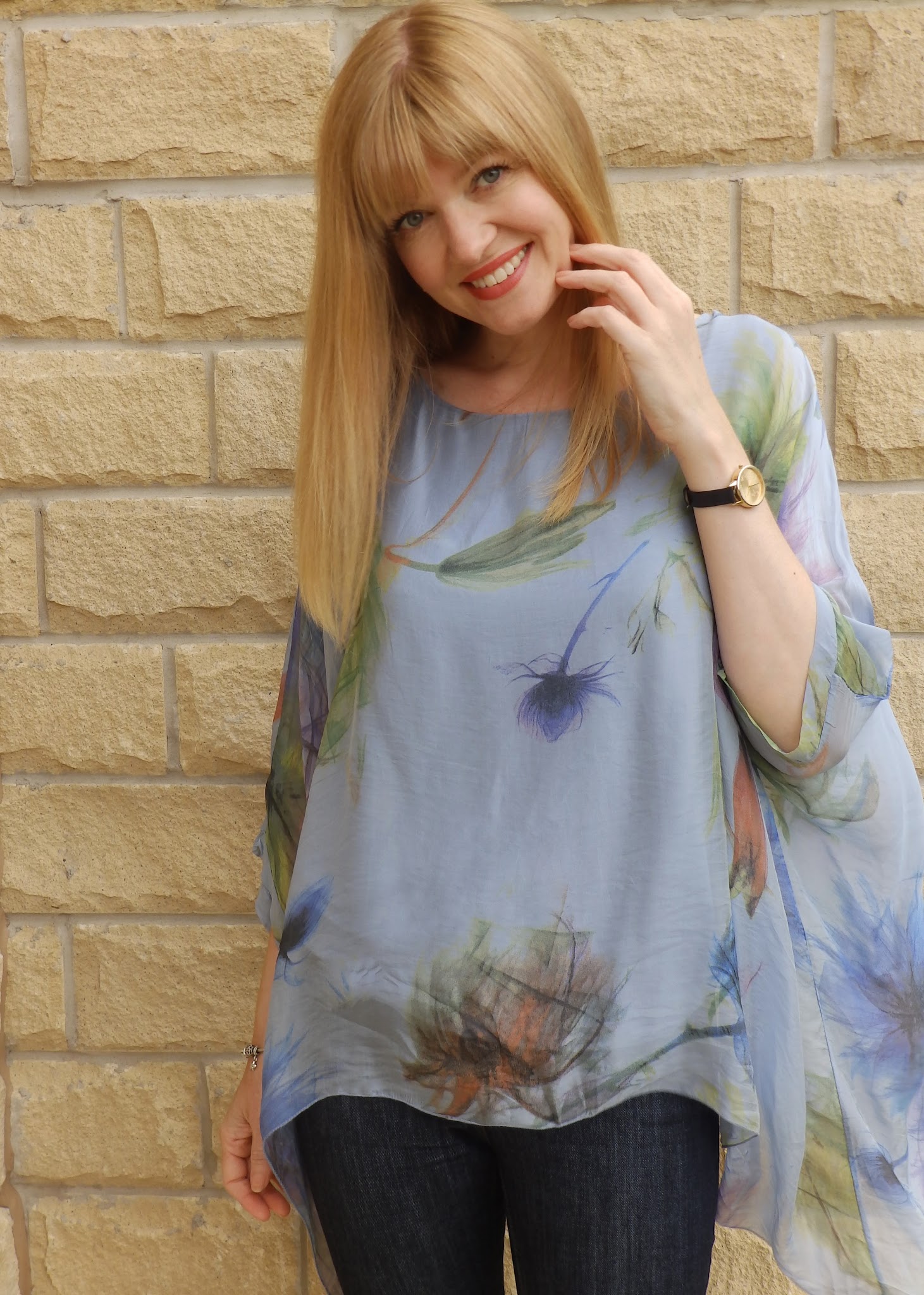 Outfit: Floaty Flower Top and Skinny Jeans - What Lizzy Loves