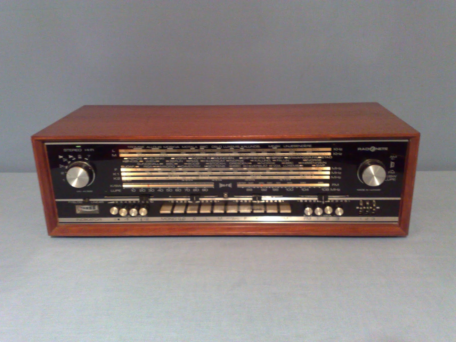 TOM's TECH TOYS: SOUNDMASTER