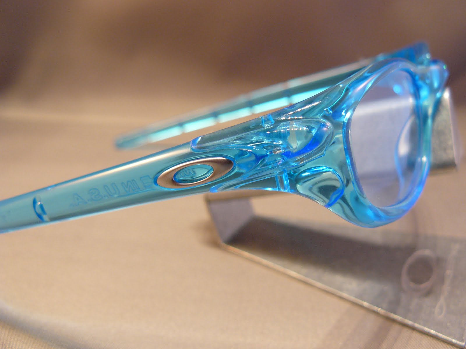 Oakley-for-sale: Oakley Four S Ice Blue, Light Blue