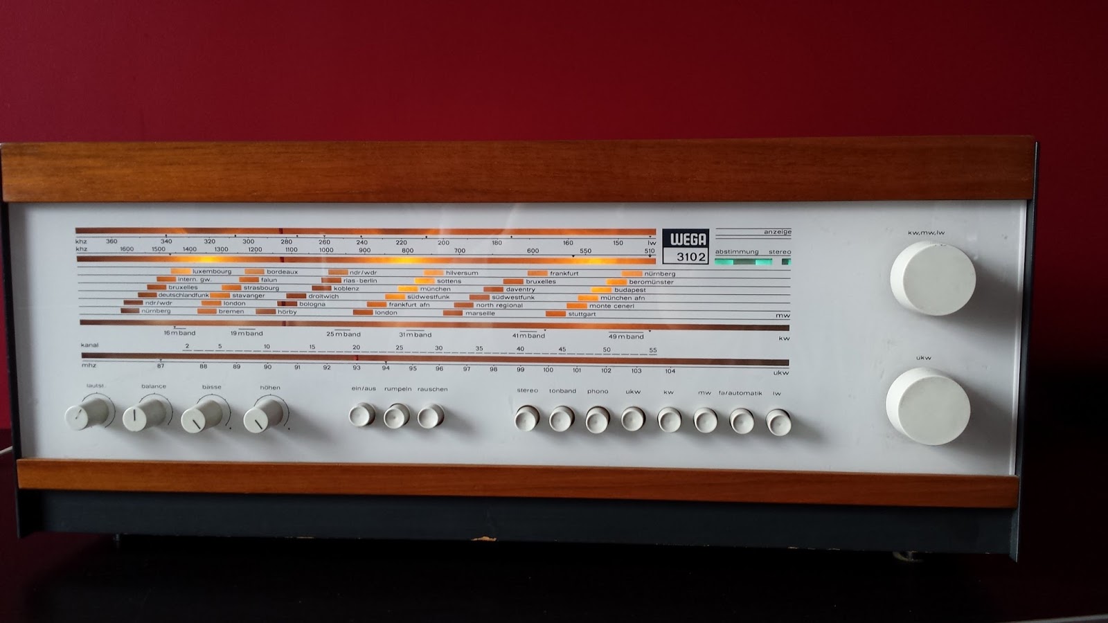 Infrequent Sound [sex.tex] technology