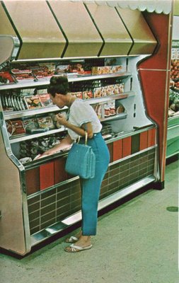 At the Grocery Store in 1965 | retropotamus