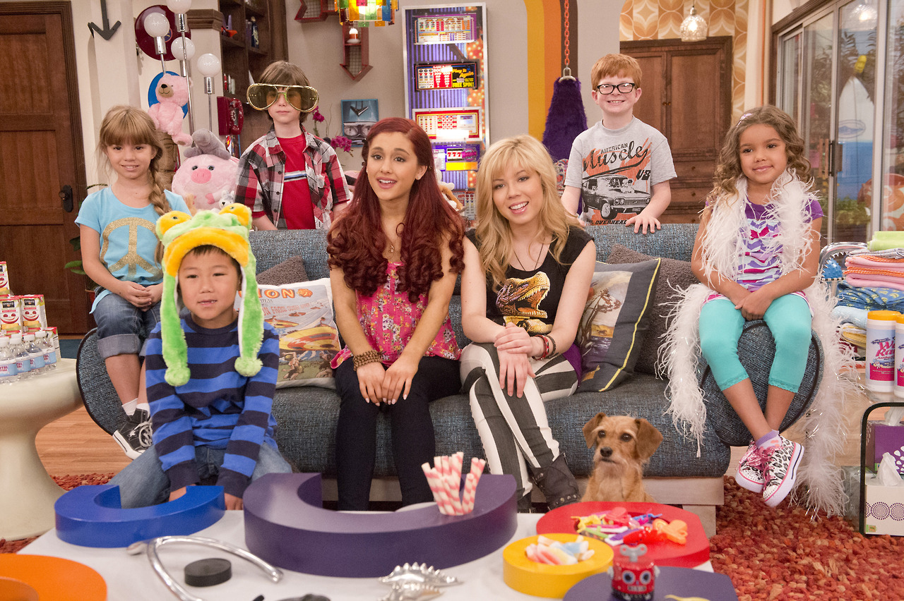Ariana Grande:::::::: Sam & Cat stills : Episode 10 - Babysitting ...