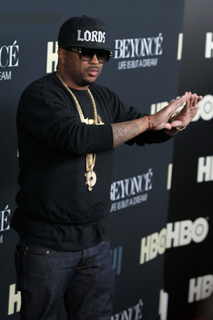 THIS IS THE CHRONICLES OF EFREM: Beyonce BEDAZZLES for her "Life Is But ...