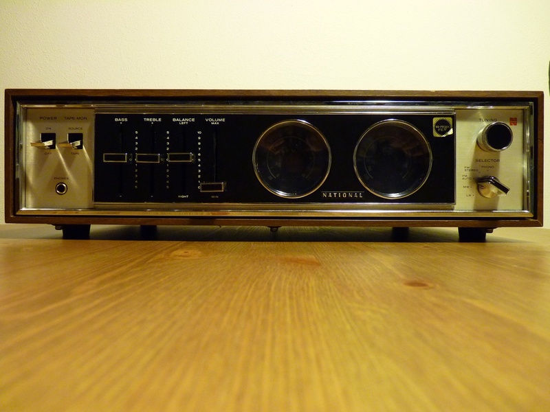 Inside Hi-Fi: National SA-720