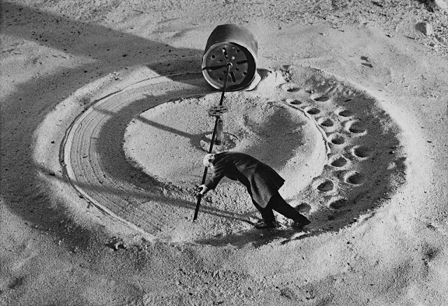 chou-genou-caillou: "Tourner en rond"