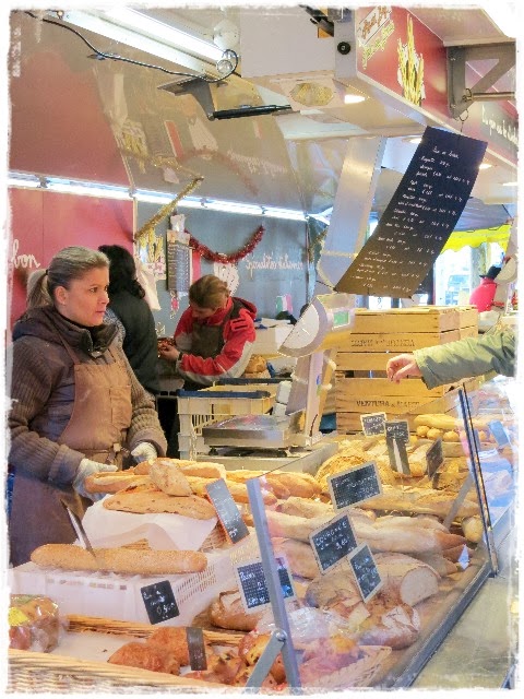 La Croix-Rousse market in Lyon, France | Paperesse