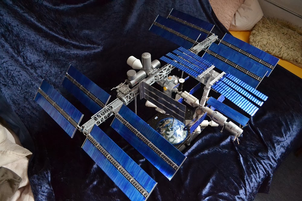 Happyscale-Modellbau: ISS Internationale Raumstation / international ...