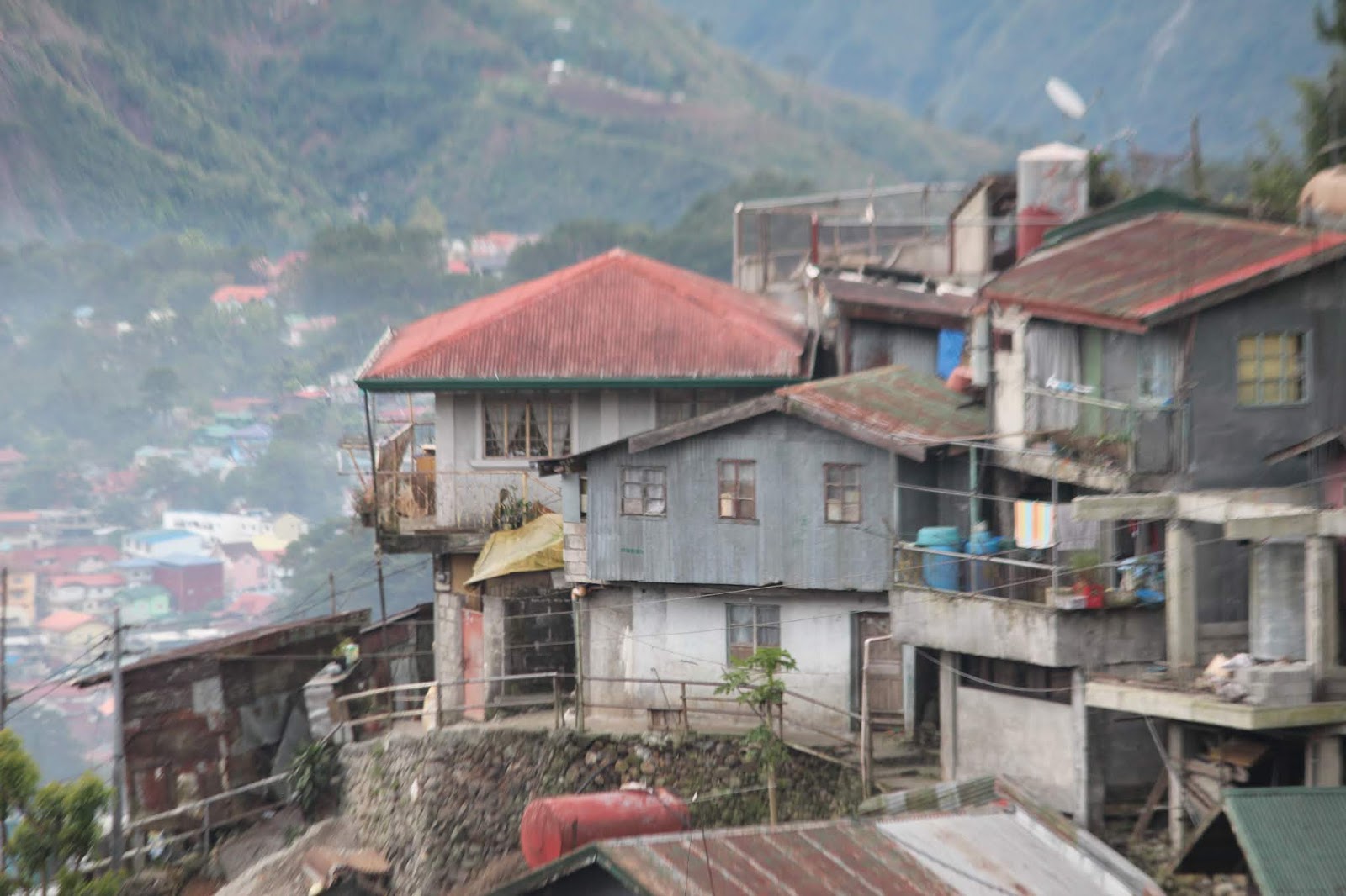 THE ADVENTURES OF KOKOY - A TRAVEL GUIDE: IN THE RISING MIST: 26 HOURS ...