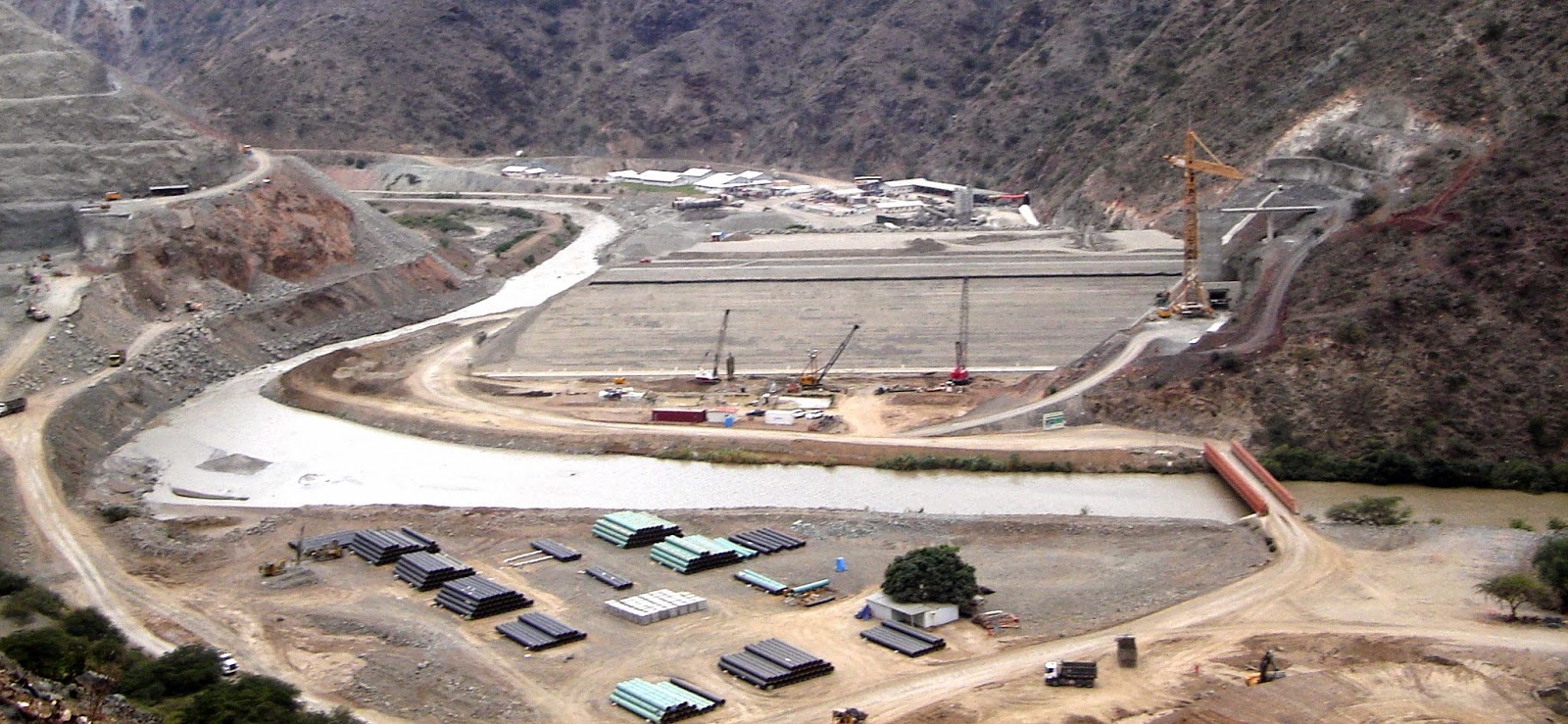 Obras de Irrigación en Olmos ~ CONSTRUCCIONES PERU