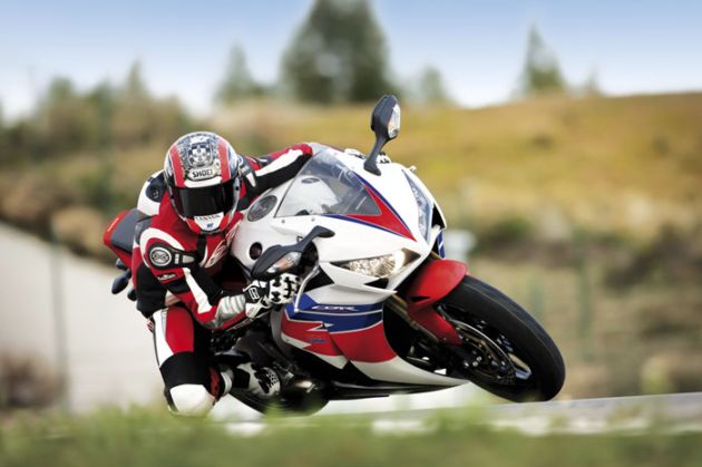 2013 Honda Fireblade with 2 New Color | New Motorcycle Review