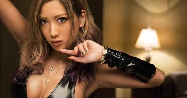 Cerita Dewasa 2018 – ML Dengan Cewek Mabok Di Room Karaoke | Cerita Semi Bokep