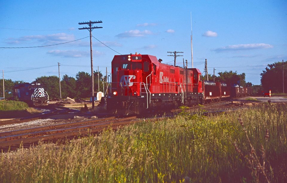 Towns and Nature: Davis Junction, IL: Junction: Milw vs CB&Q+Milw